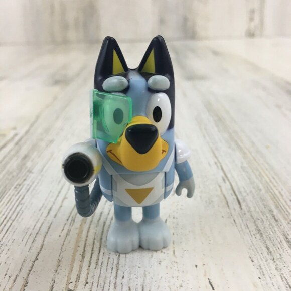 Disney | Toys | Bluey With Ball Blaster Toy Figure From Surpise Episode ...